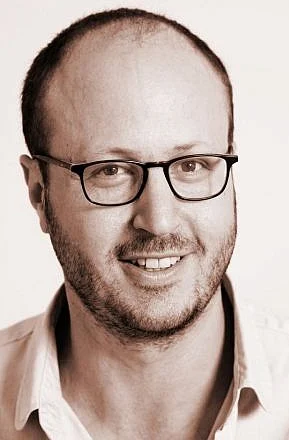 Roger Bennett - Complicit in Apartheid | Reverse Canary Mission